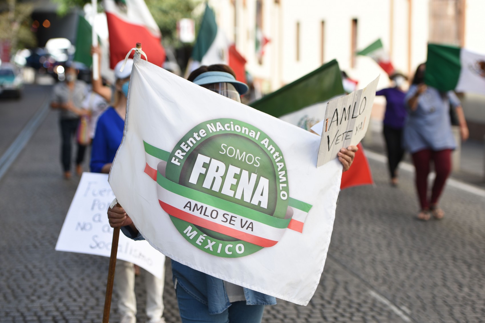 Suspende Frenaa su marcha antiAMLO ante la pobre convocatoria en el ...