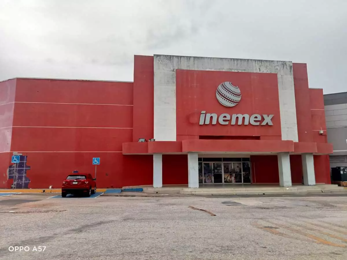 Cierra primer Cinemex de Coatzacoalcos - La Jornada Veracruz